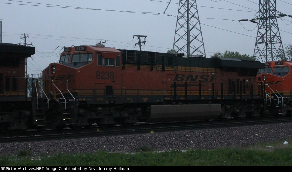 BNSF 8238 (1)